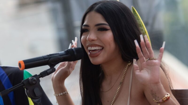 Policía hondureña se convierte en viral por su parecido con Yeri Mua- UnoTV