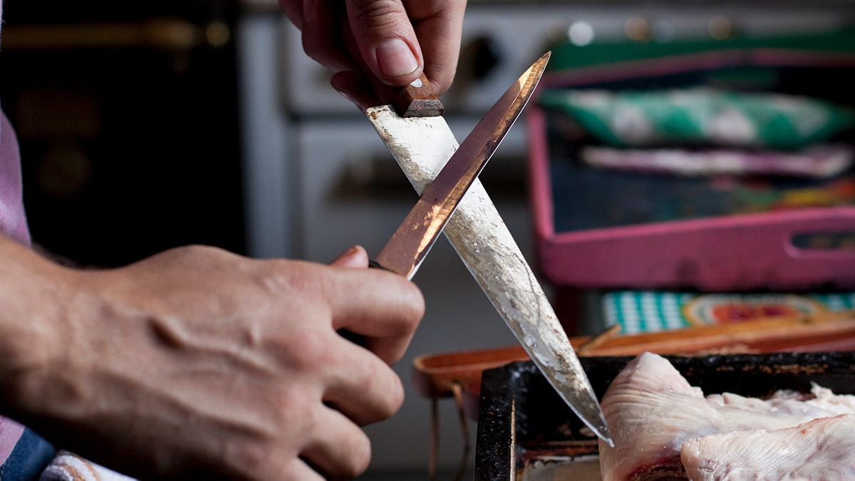 Cómo afilar tus cuchillos en casa- UnoTV