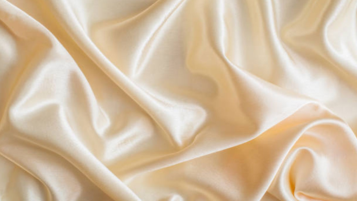 Beneficios de las fundas de seda para las almohadas - UnoTV