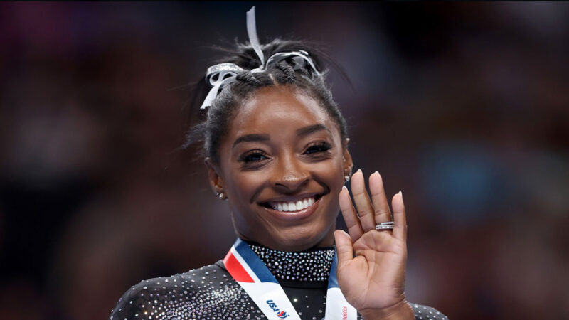 Simone Biles tiene en la mira los Juegos Olímpicos de París 2024