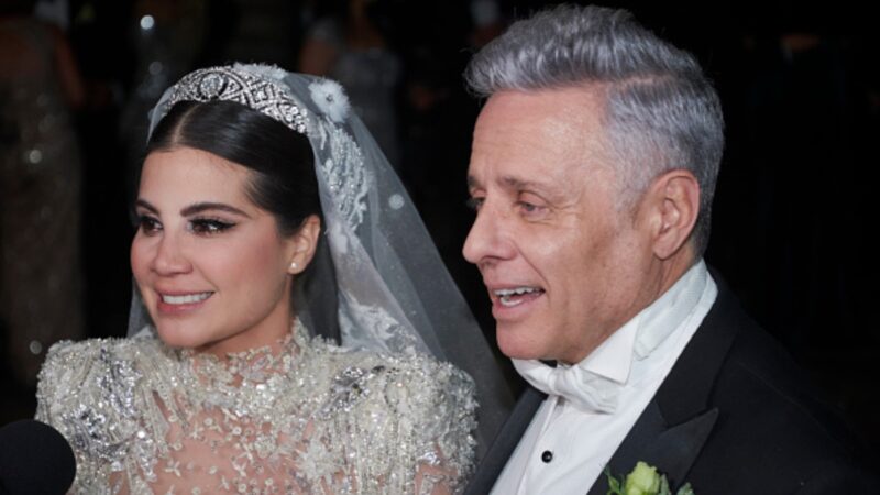 Cinthia Aparicio y su sexy baile en boda con Alexis Ayala - UnoTV