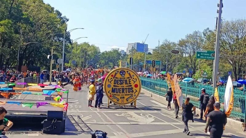 Gran Desfile Día de Muertos 2023 en CDMX - UnoTV Gran Desfile Día de Muertos 2023 en CDMX - UnoTV