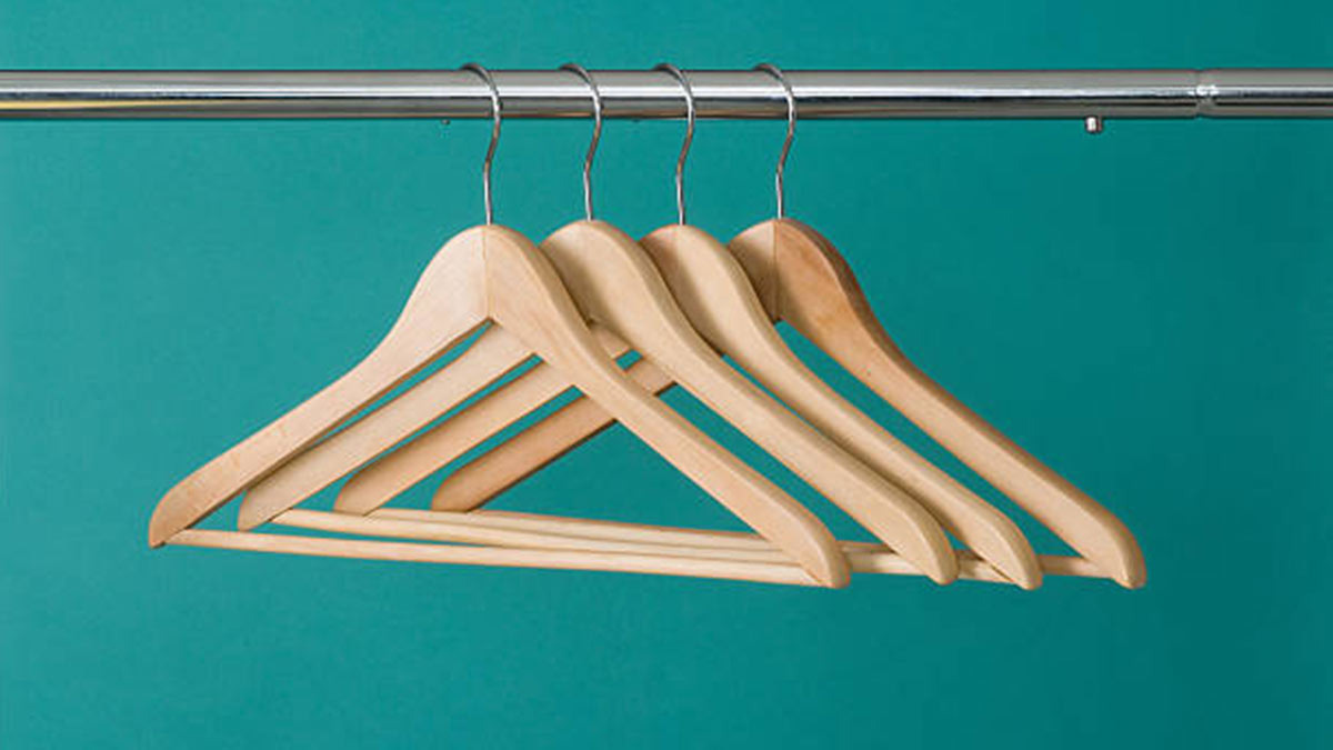 Ganchos de ropa, ¿Cuál usar para cada prenda? - UnoTV