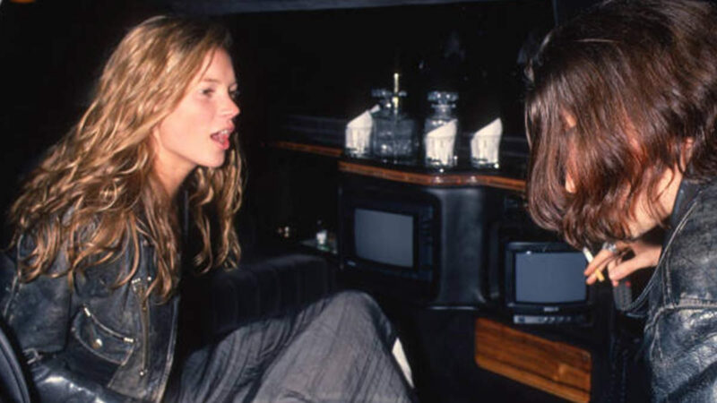 Kate Moss cumple 50 años y estos son sus mejores looks a lo largo de su ...
