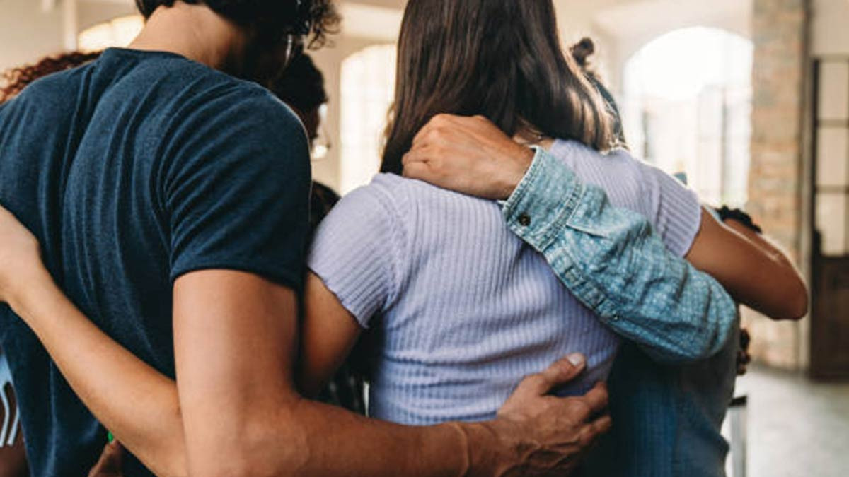 Beneficios de los abrazos según la ciencia - UnoTV