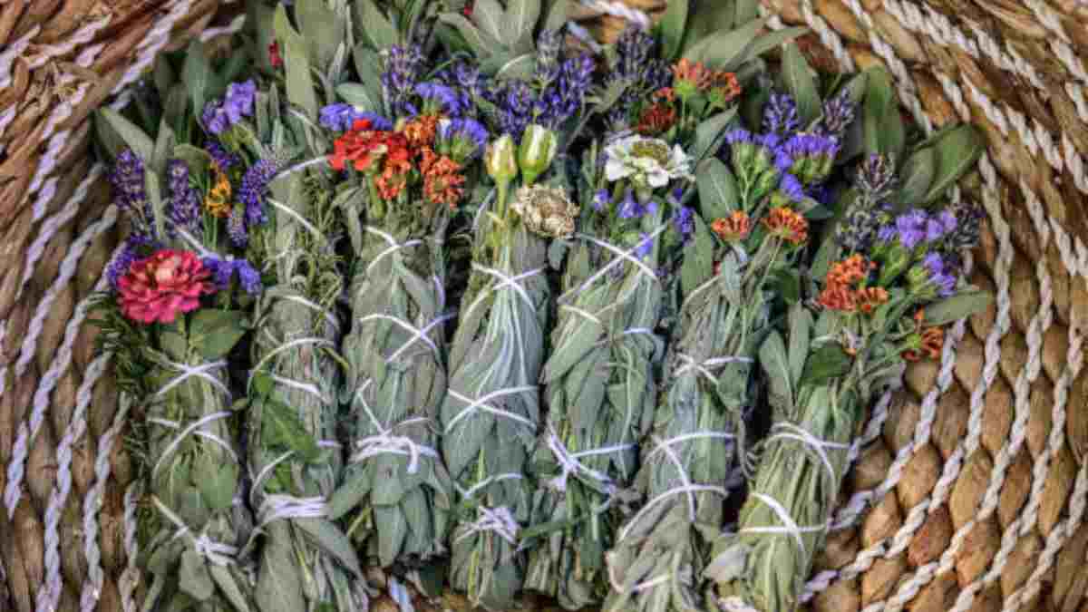 Qué son los sahumerios y cómo hacerlos en casa - UnoTV