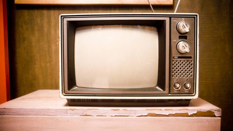 Muere Charley Scalies a los 84 años, actor de series como The Wire y ...