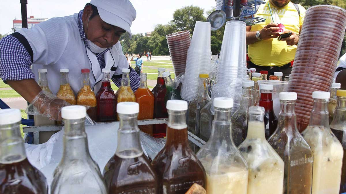 ¿Cómo hacer raspados caseros con frutas naturales? - UnoTV