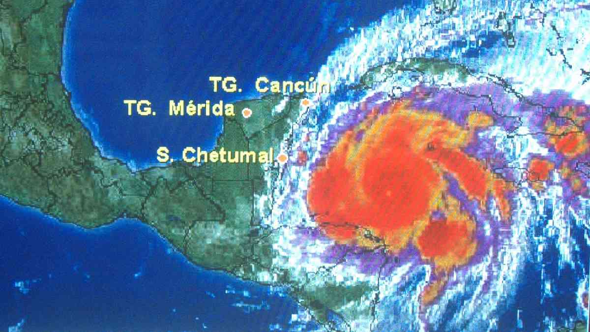 Imágenes huracán Wilma que devastó Quintana Roo en 2005 - UnoTV