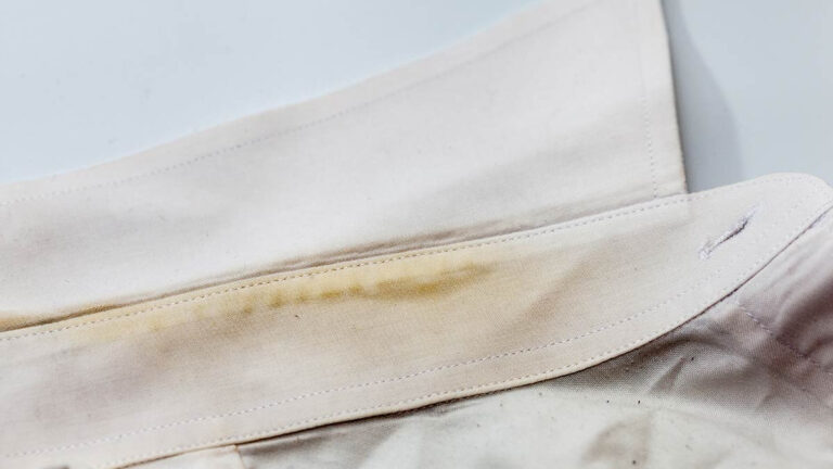 Cómo quitar lo percudido de la ropa blanca - UnoTV