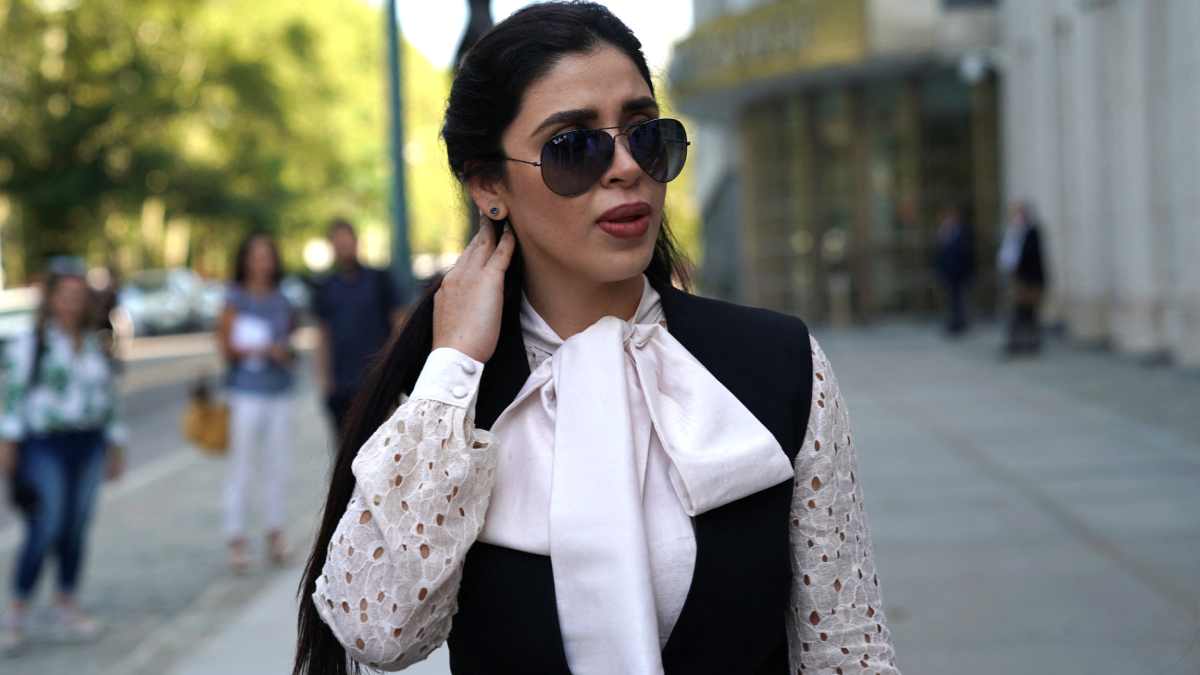 Emma Coronel, modelo principal de April Black Diamond en la Milan Fashion Week 2024 - UnoTV