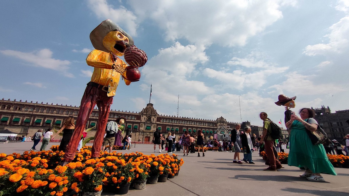 Ofrenda monumental en el Zócalo de CDMX: ¿desde cuándo se puede visitar? - UnoTV