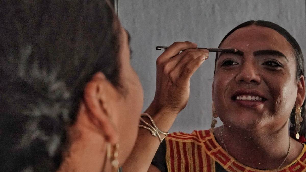 ¿Quiénes son los muxes? Conoce su origen y su rol en la cultura ...