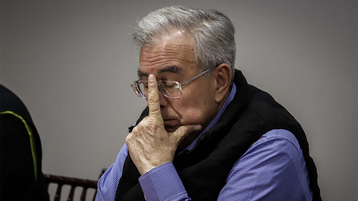 "¿Y el Rocha?": ciudadanos trolean al gobernador de Sinaloa en un vuelo ...