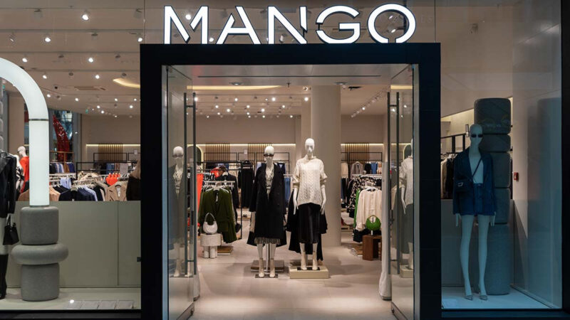 Mango lanza su nueva línea de ropa utilizando modelos hechos a base de ...