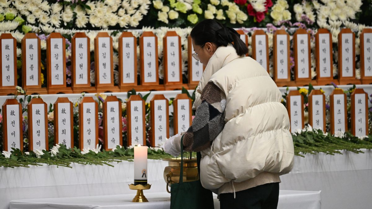 Inician siete días de duelo en Corea del Sur tras la mayor catástrofe aérea de su historia - UnoTV