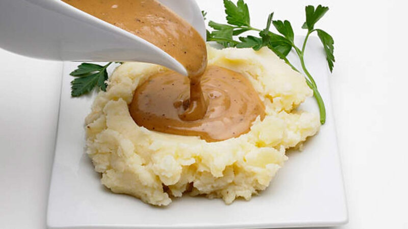 Salsa gravy para tu puré de papa; receta para prepararlo - UnoTV