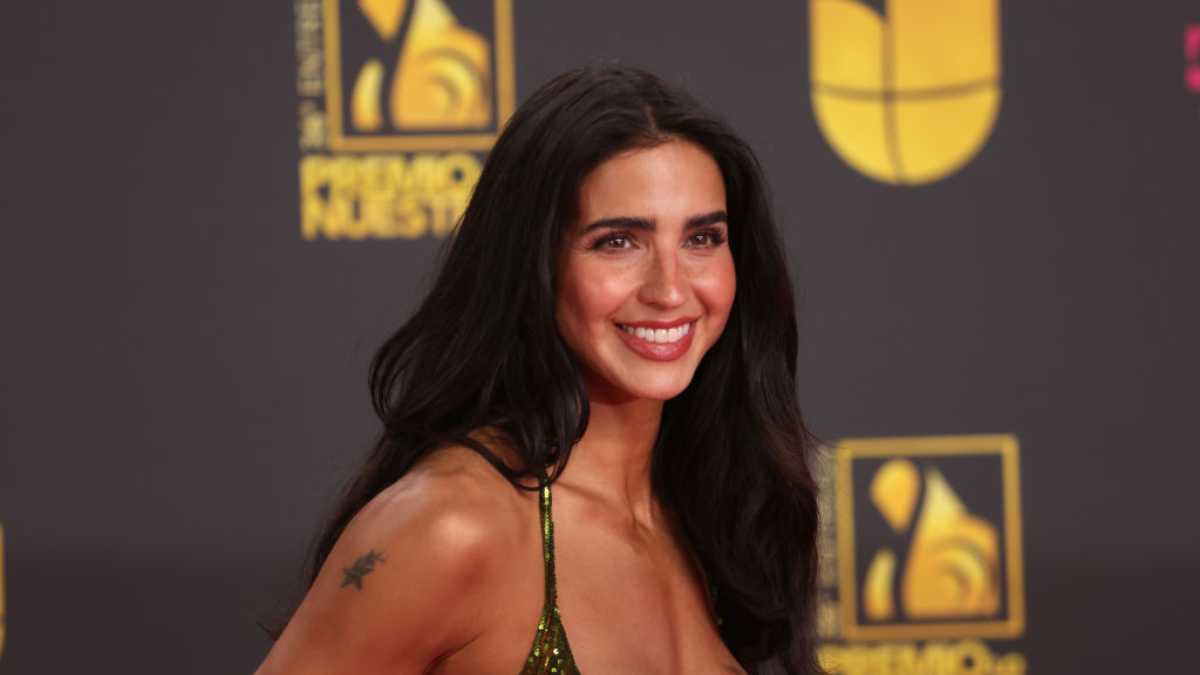 Bárbara de Regil se hace viral en redes por tatuarse dos veces lo mismo - UnoTV