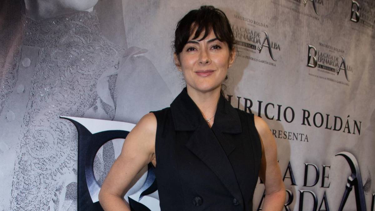 ¡Casi lo dejan en tabiques! Desvalijan carro de Verónica Jaspeado en la UNAM y a plena luz del ...