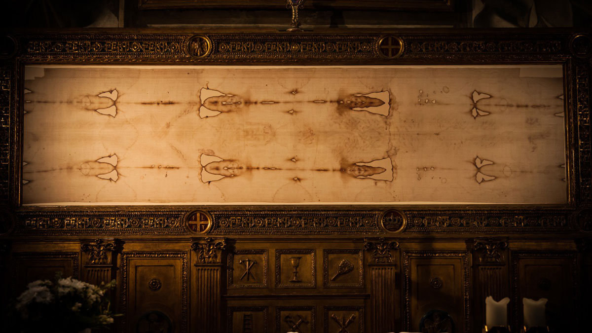 ¿Qué es la Sábana Santa de Turín, la tela que envolvió el cuerpo de ...