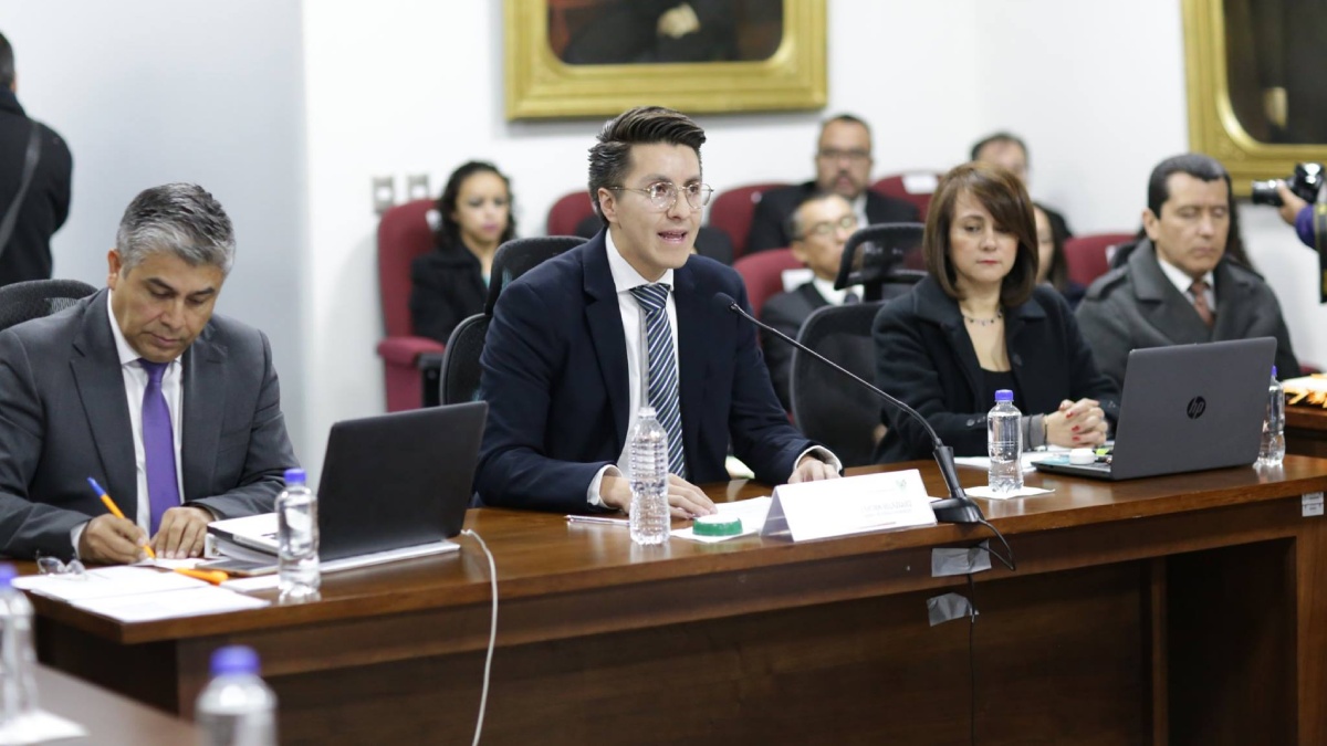 Detienen en Miami a César Román Mora, excontralor de Hidalgo acusado ...