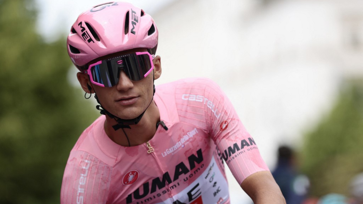 Isaac del Toro lidera el Giro de Italia hasta el Vaticano - UnoTV