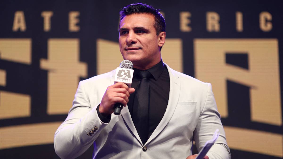 Alberto del Río reparte golpes en conferencia; tundió a Latin Lover - UnoTV