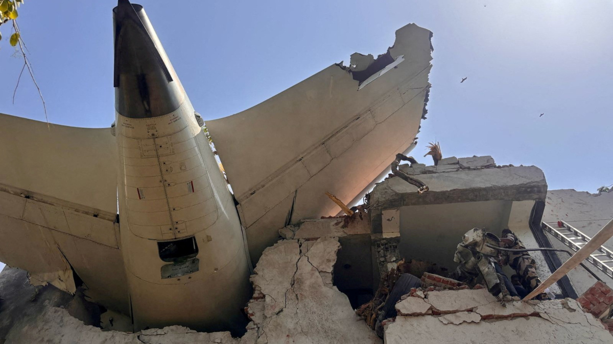 Revelan en qué asiento iba único sobreviviente del accidente de Air ...