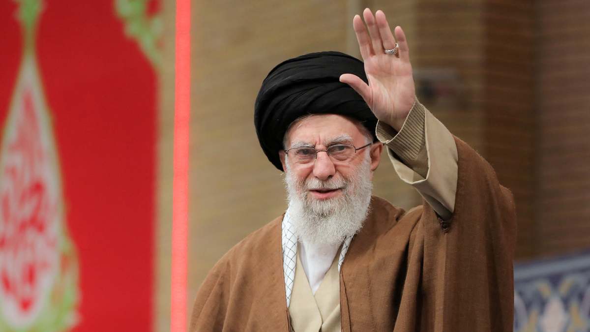 ¿Quién es Ali Jamenei: el ayatolá que ha gobernado Irán durante 36 años ...