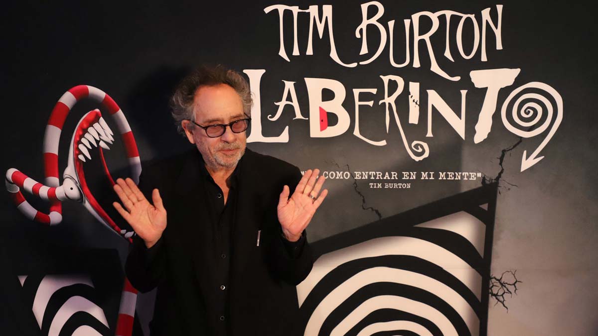 Tim Burton inaugura su "Laberinto" en la Ciudad de México, ¿te atreves ...