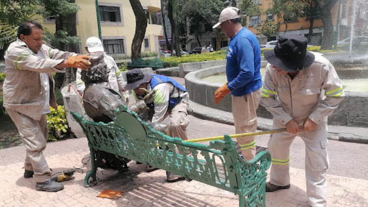 Retiro de escultura de Castro y "Che" Guevara ya escaló a tema ...