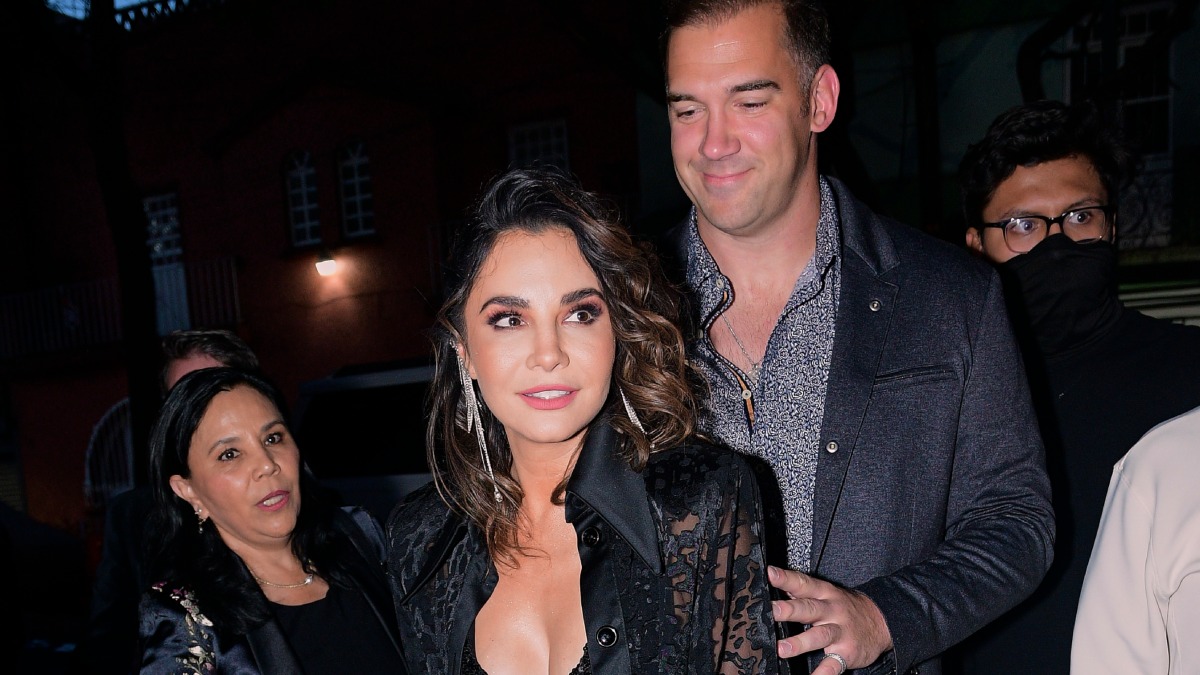 ¡Por partida doble! Martha Higareda y Lewis Howes revelan que tendrán ...