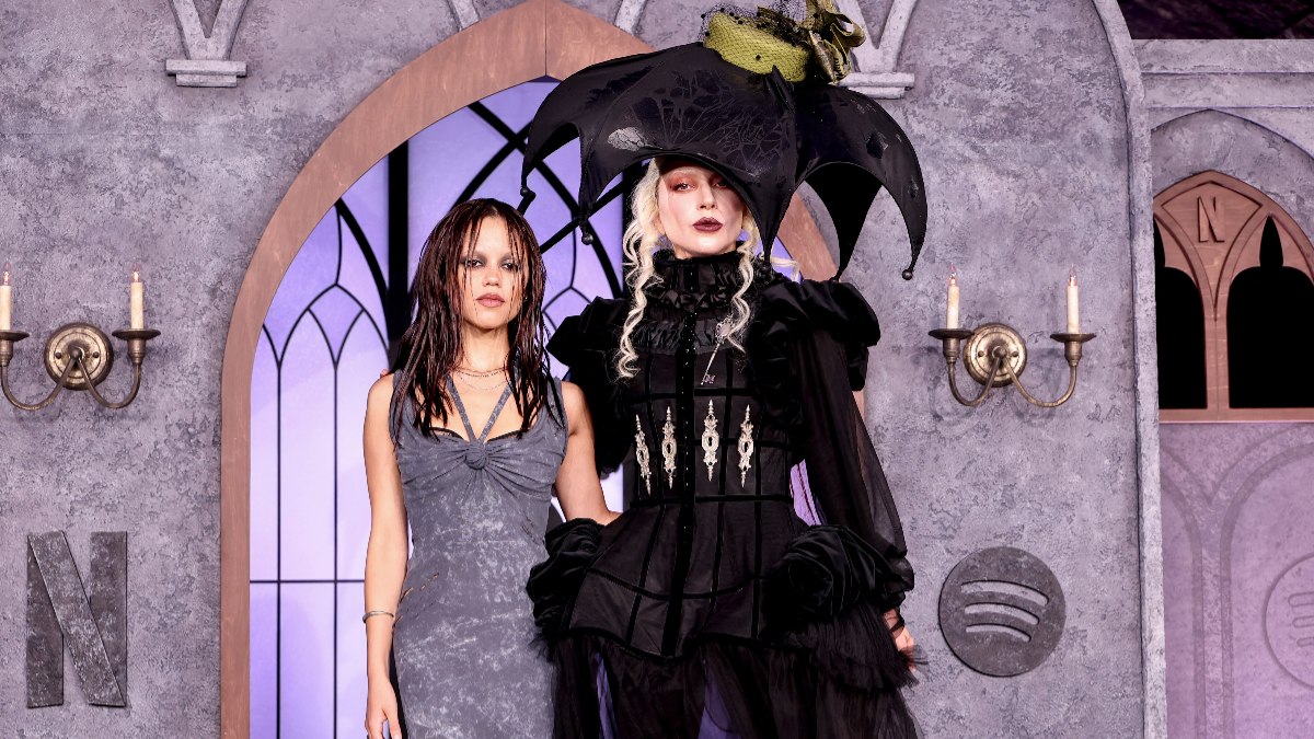 Revelan primera imagen de Lady Gaga como Rosaline Rotwood en "Merlina" - UnoTV