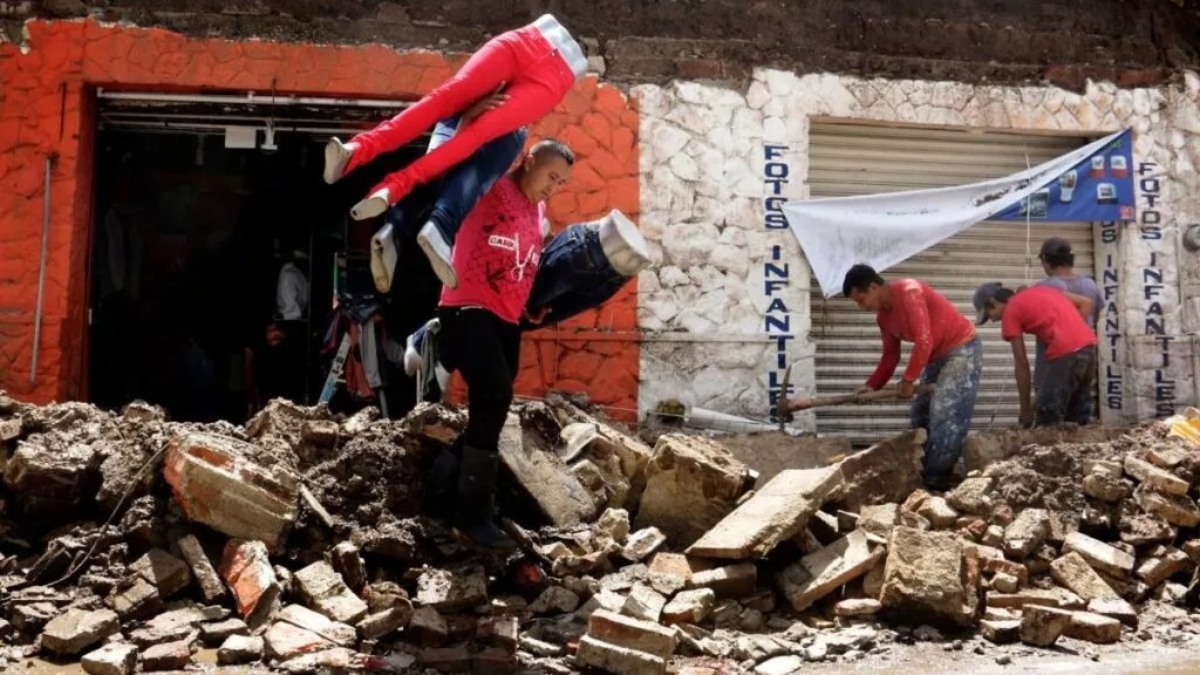 Sismos en CDMX: 1985 y 2017 en la memoria - UnoTV